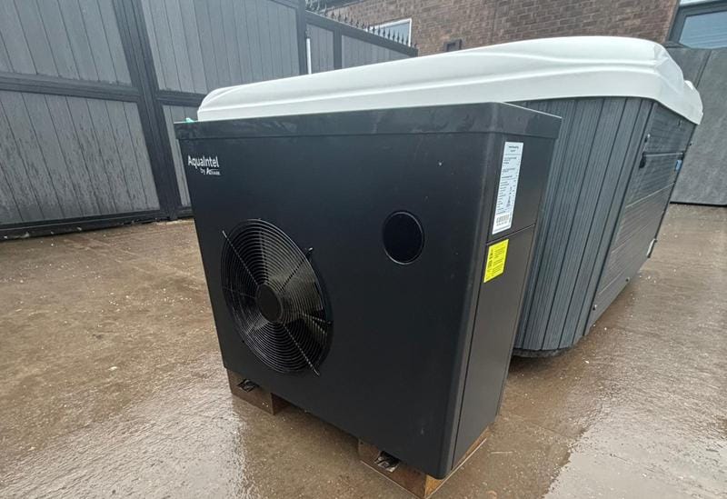 Thermals Hydro 6 Person 5 Seater 1 Lounger Hot Tub + 7kw air source ...