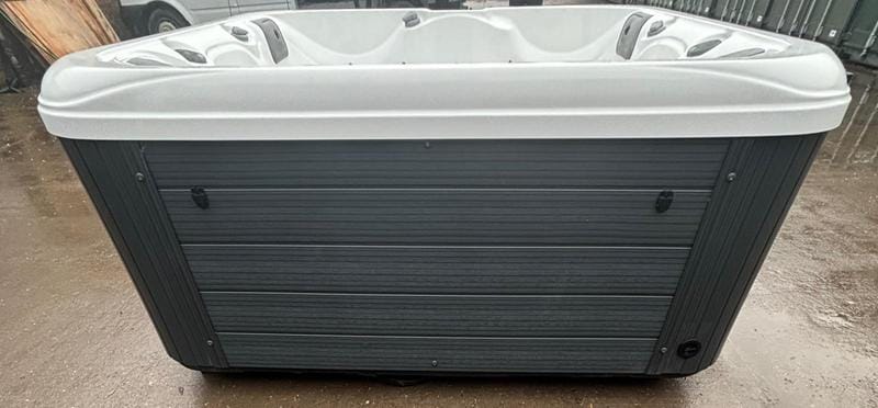 Thermals Hydro 6 Person 5 Seater 1 Lounger Hot Tub + 7kw air source ...