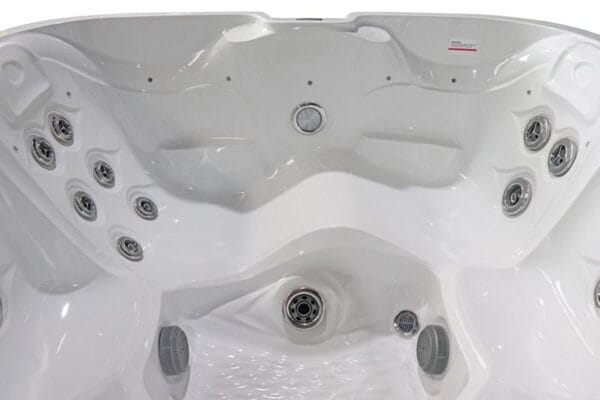 Luxe Lounge 6 person 5 seater 1 lounger Hot Tub - Wild Water Spas